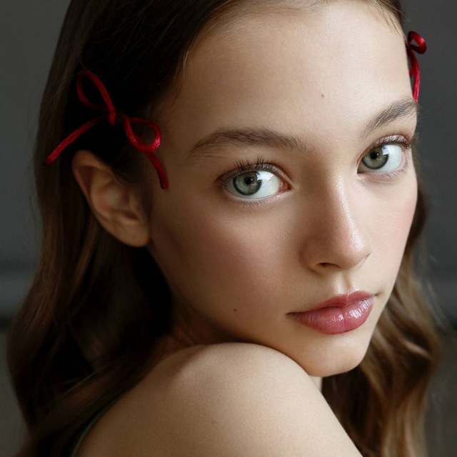 "Anna Pavaga • @annapavaga • Model" — @AnnaPavagaClub Telegram-kanali ...